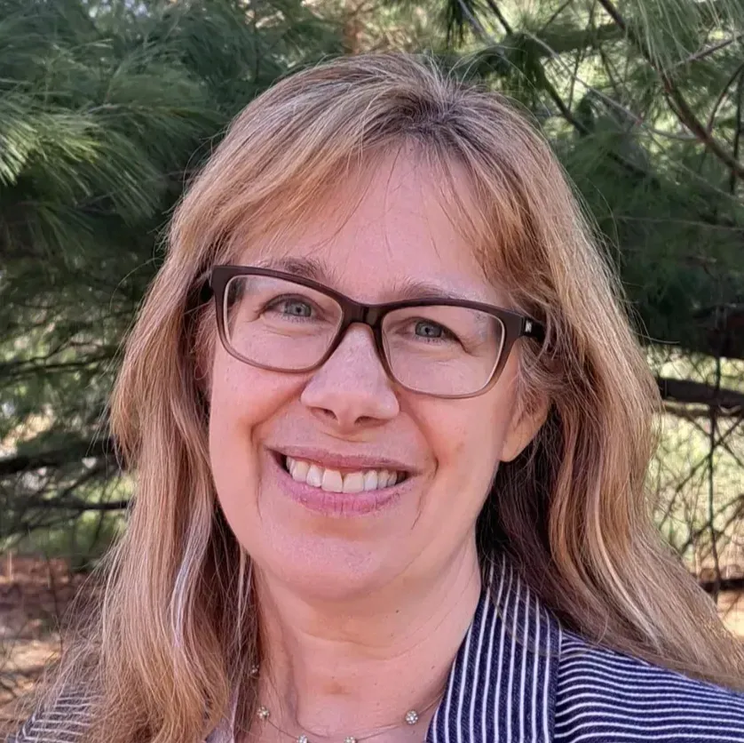 Meet Neala Jensen: Talcott Library Board candidate