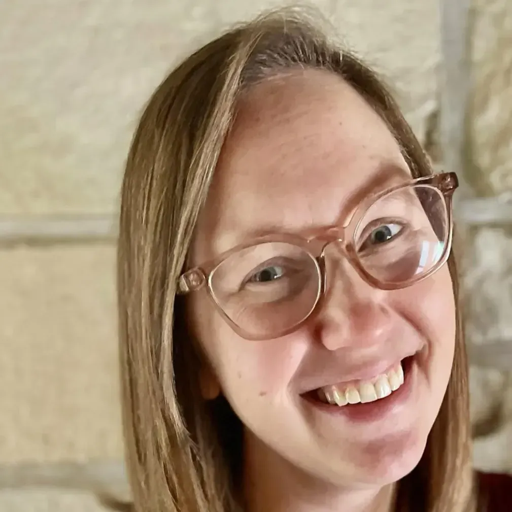 Meet Hilaree Lombardo: Talcott Library Board candidate