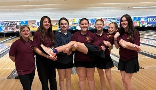 No gutters for these ladies -Stephen Mack and Willowbrook send bowlers ...