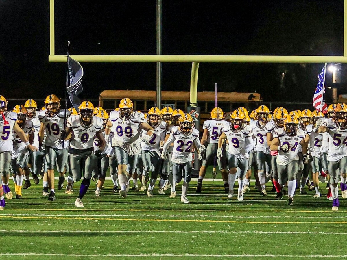 Hononegah Indians football team has a wealth of talent all across this ...