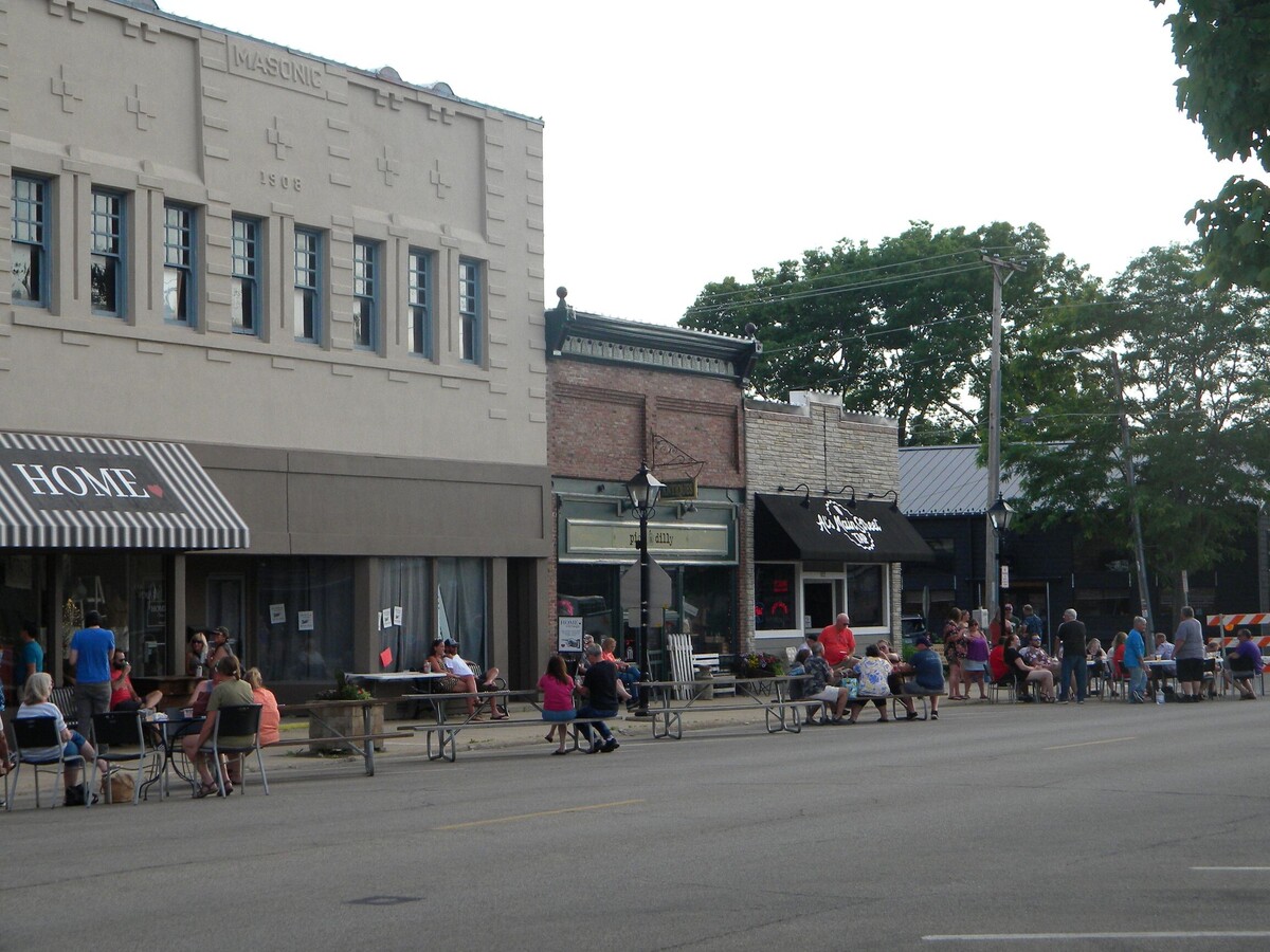 Photos: Downtown Rockton's Summer Sidewalk Sale, June 2023
