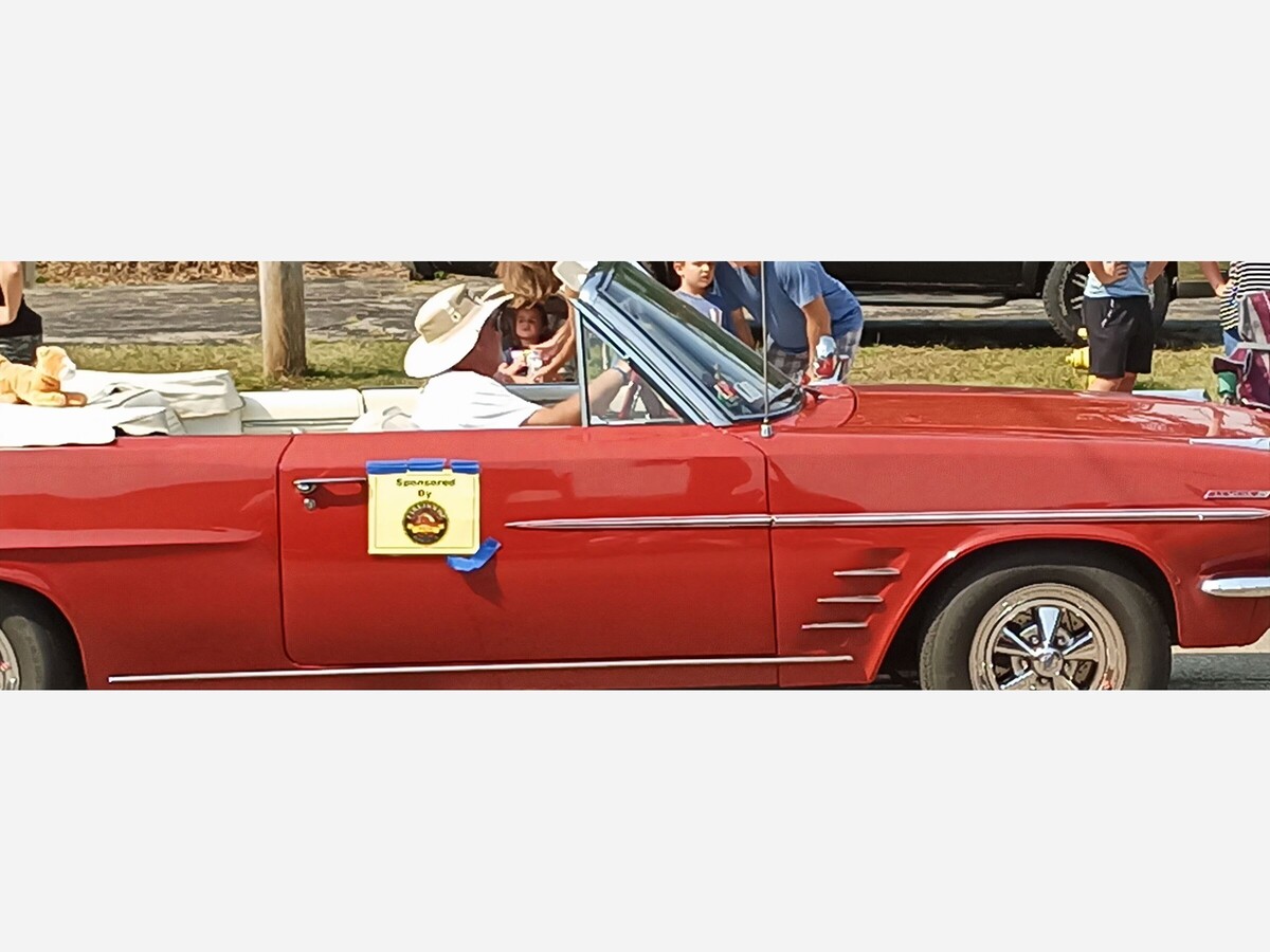 Fall Festival Sunday begins with a grand parade, ends with grand prize