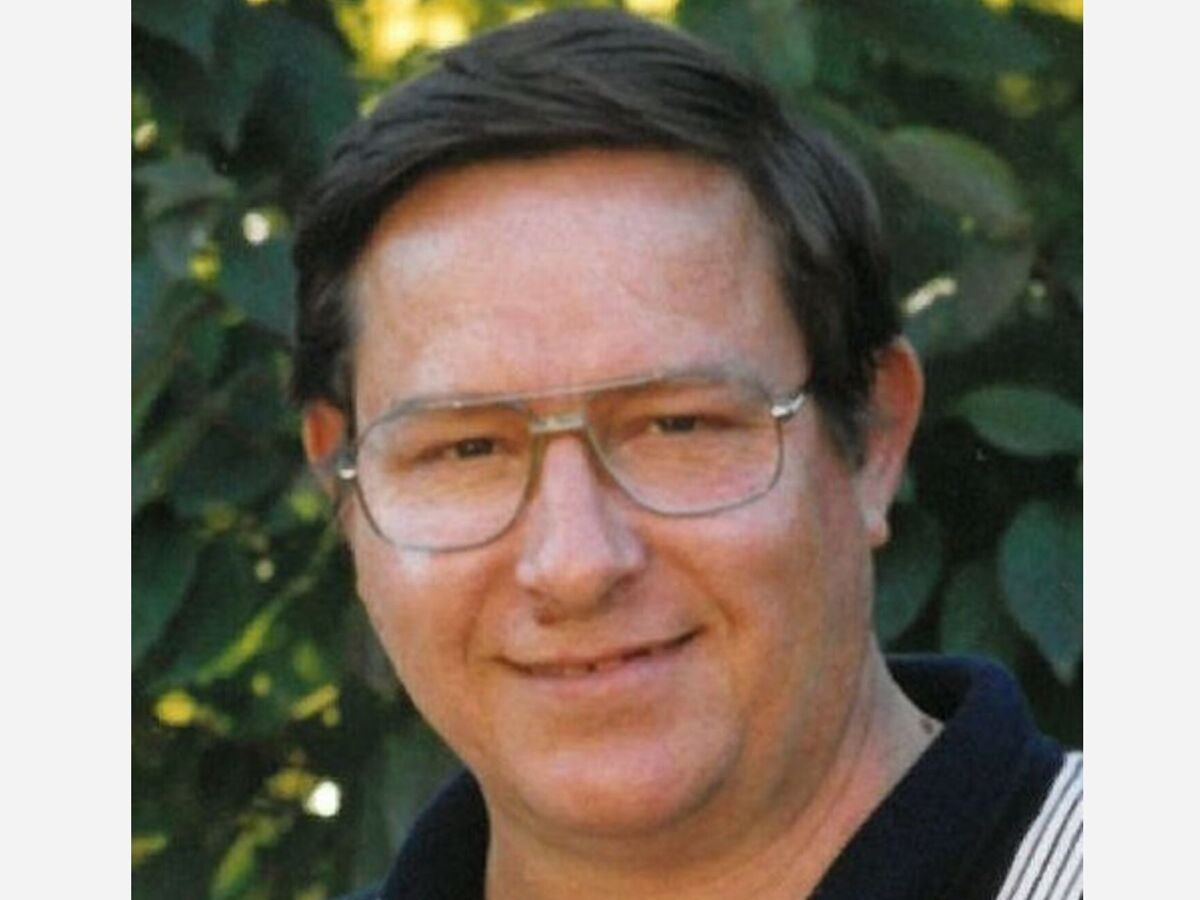 Bob Parrott (1950-2022) managed the Belvidere Moose club