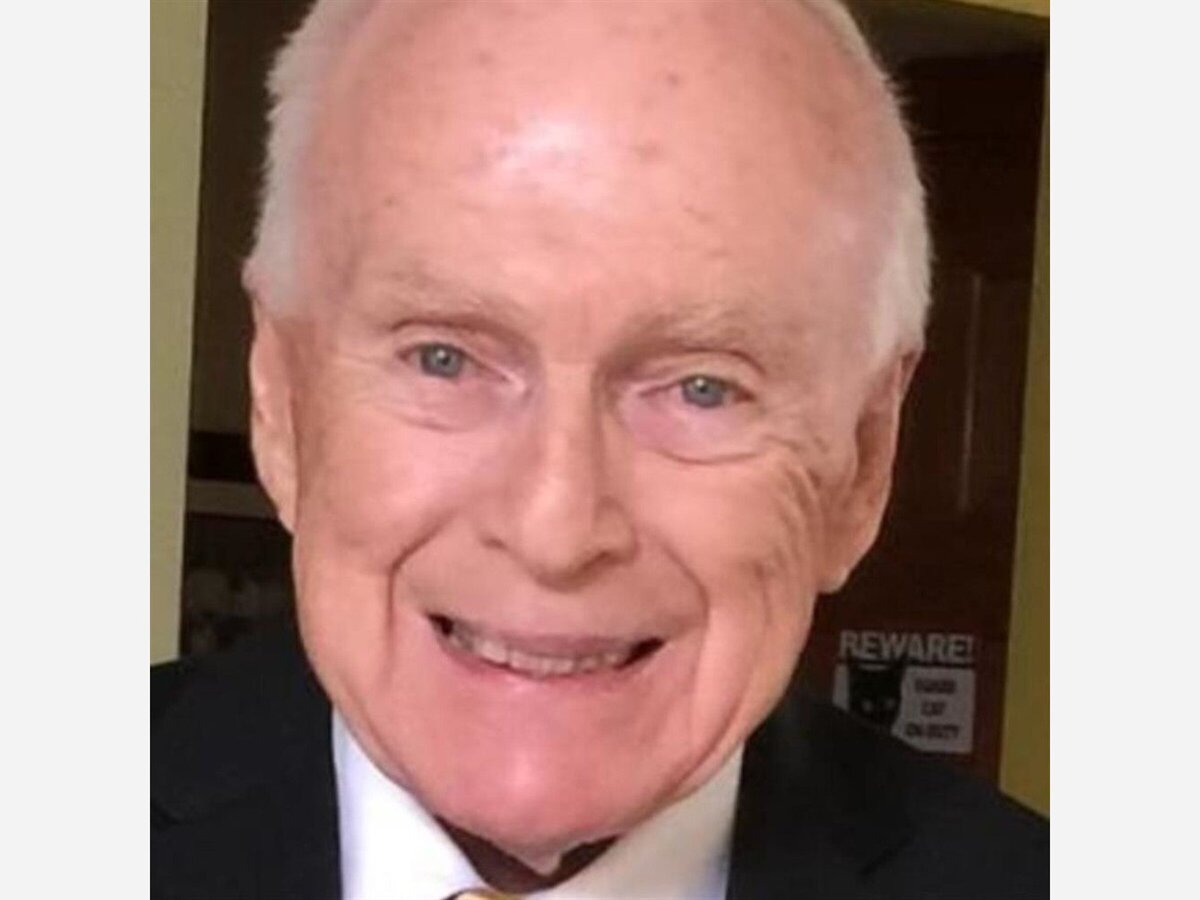 James Jolly had a masters in psychology