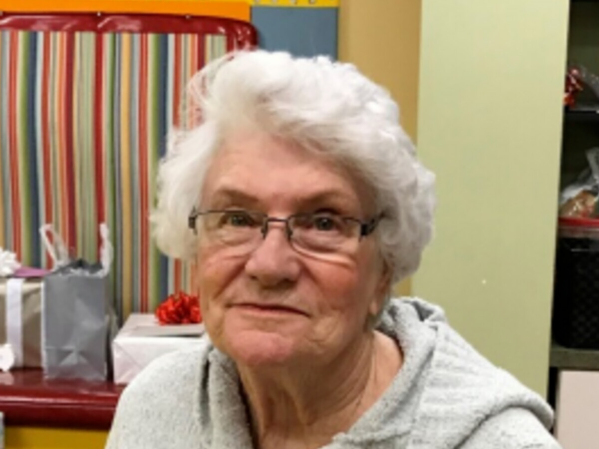 Theresa Stewart taught in Iowa and moved to Roscoe to be near family