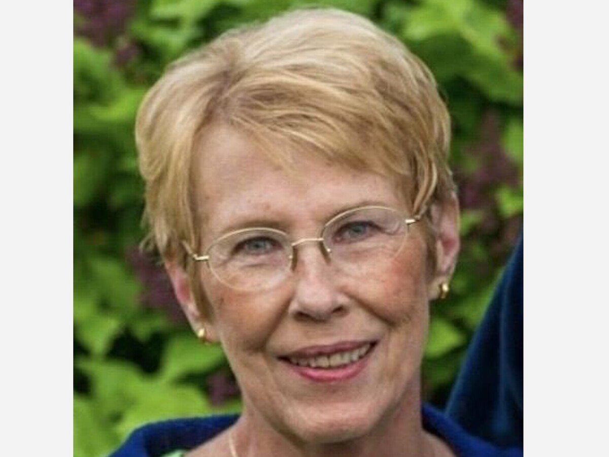 Joyce and John Johnsen died only two weeks apart