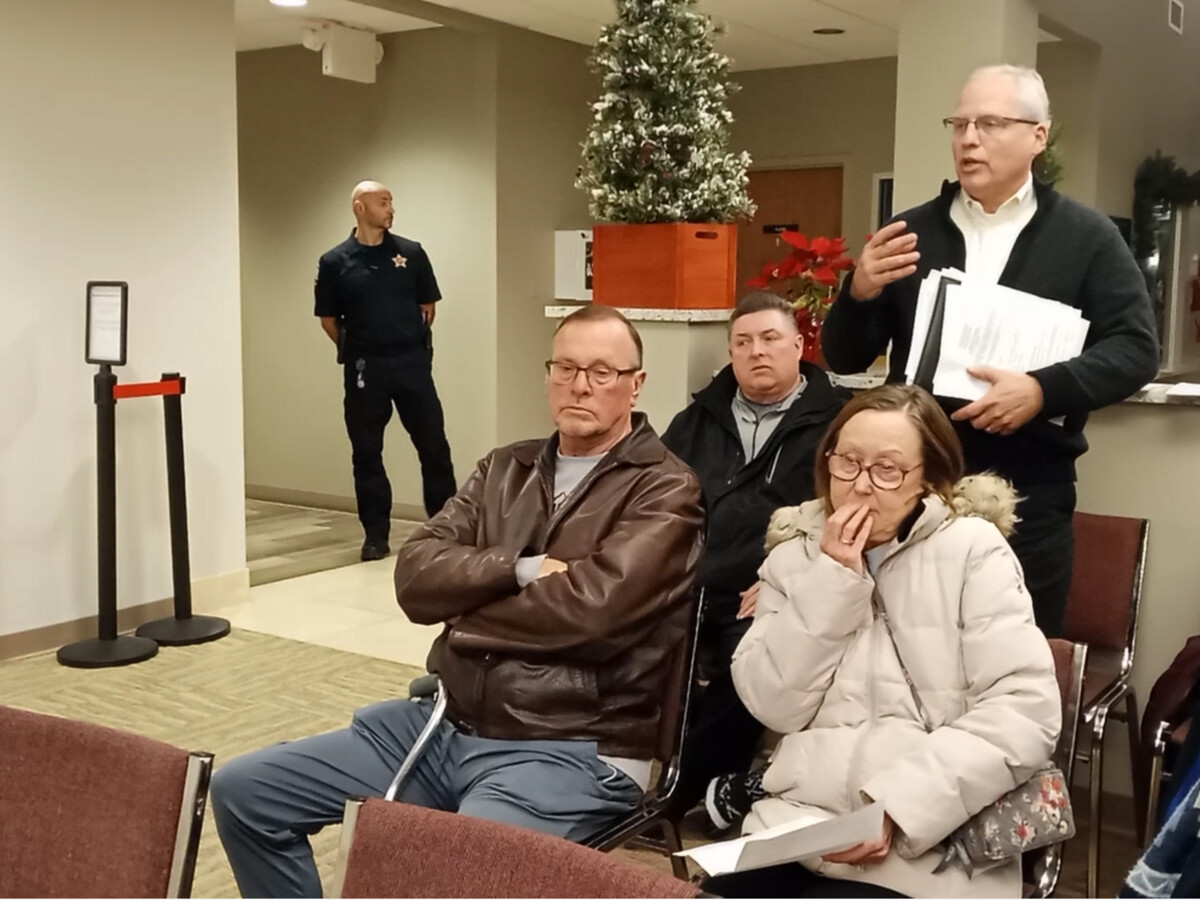 WM apologizes to Roscoe for premature garbage bills