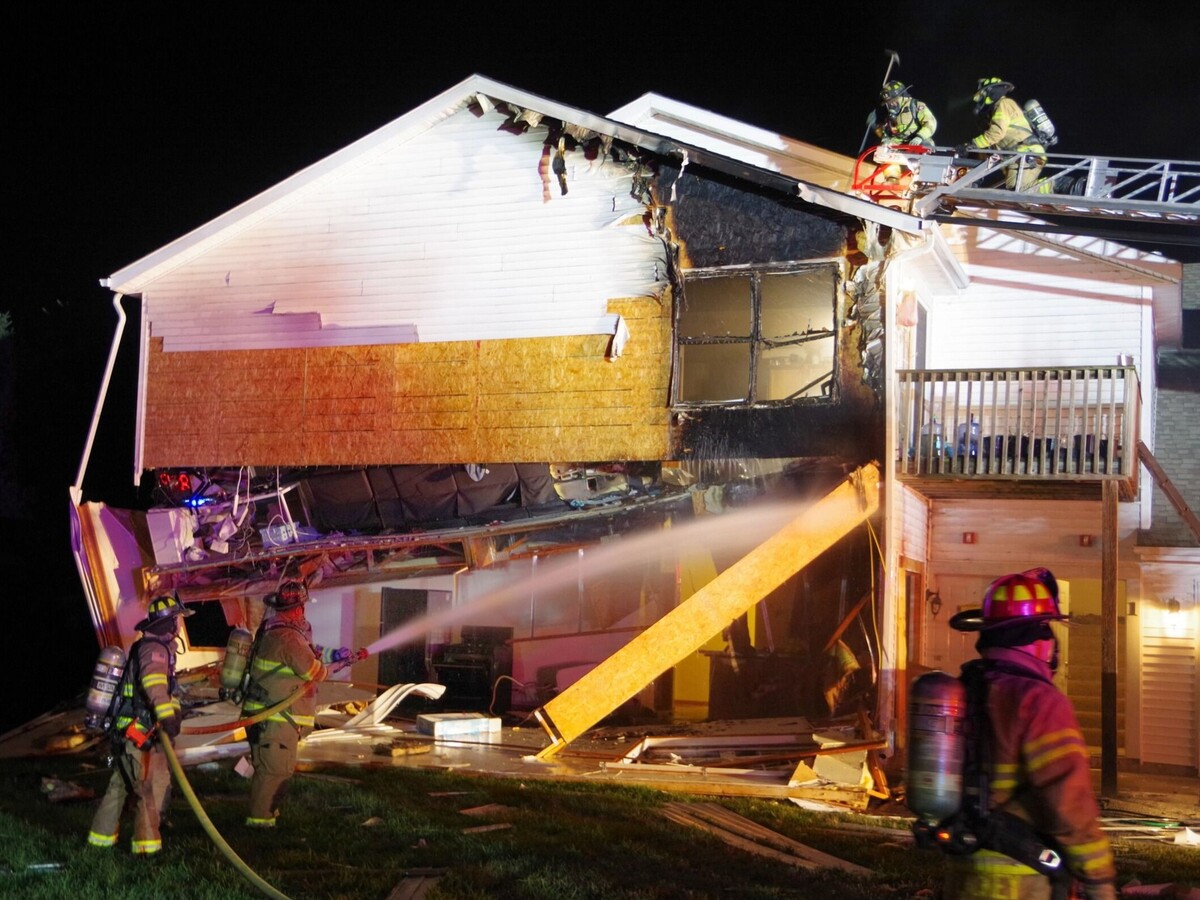 Fire marshal investigating explosion and fire in Roscoe apartment early Sunday morning