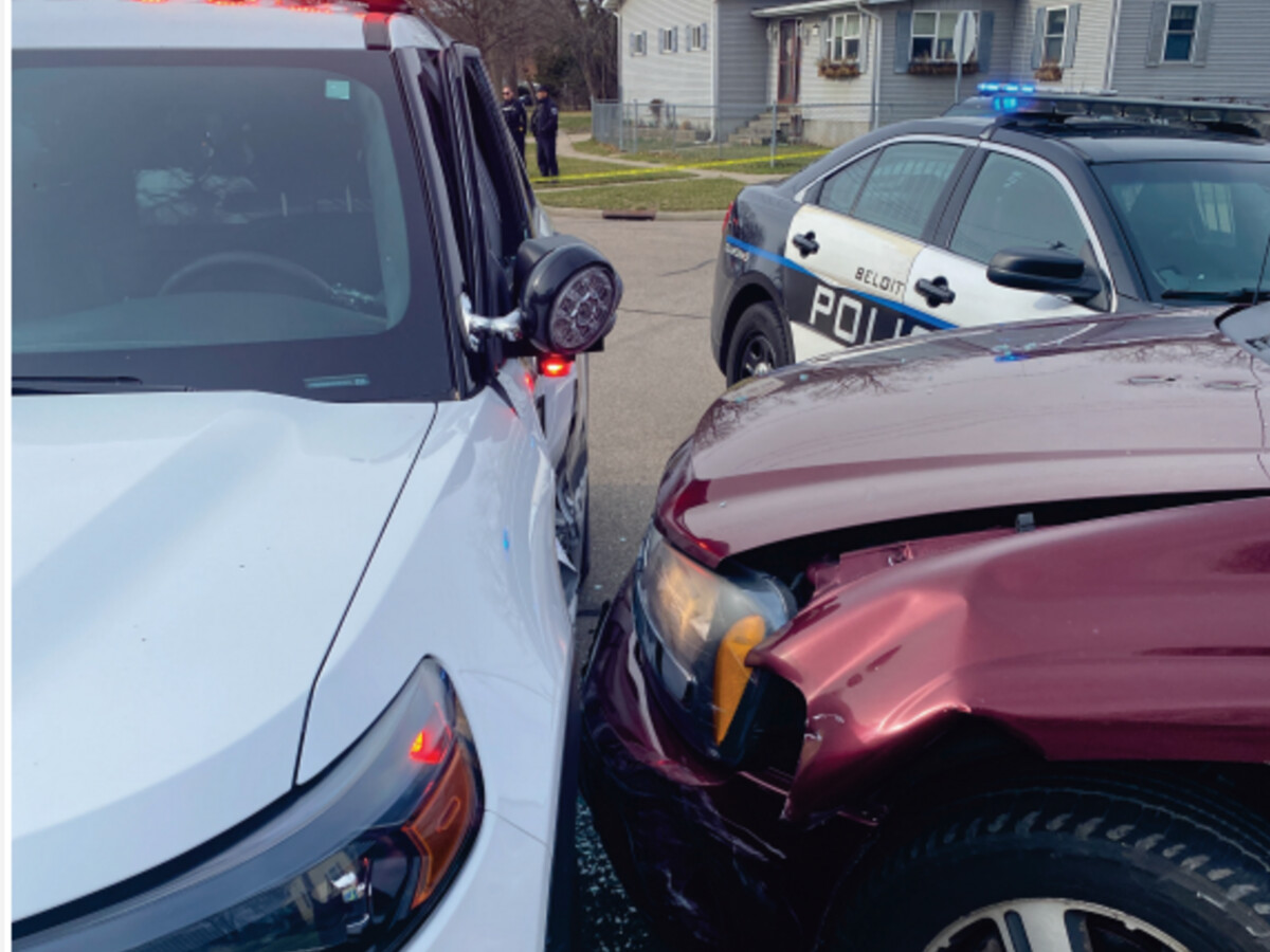 No charges for South Beloit detective who shot girl in the leg as she ...