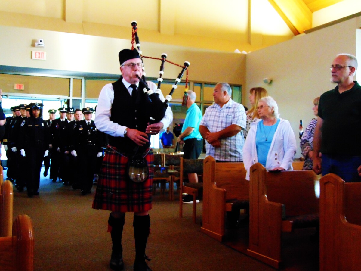 Honoring and remembering those who have lost their lives in the line of ...