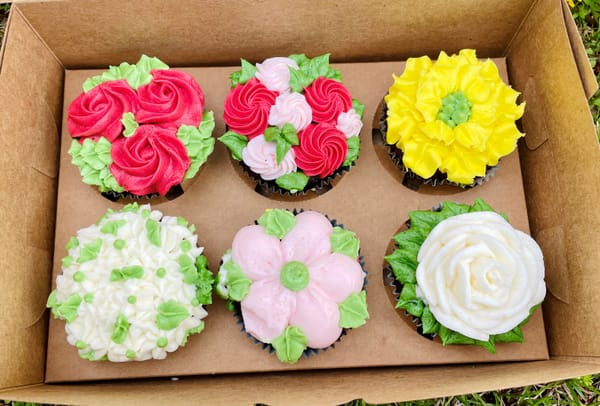 Wicked Sweets Kid-Friendly Spring Floral Cupcake Class